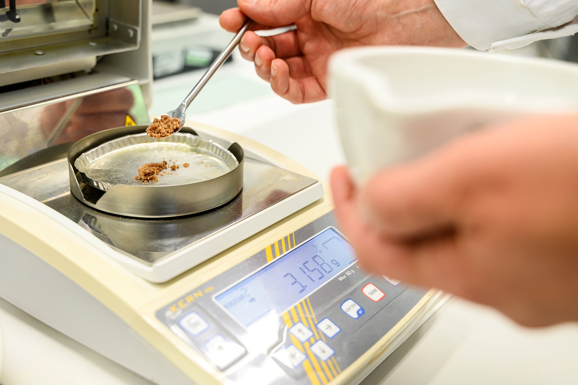 Innovative foods are developed in the SUA Food Incubator | SPU Nitra